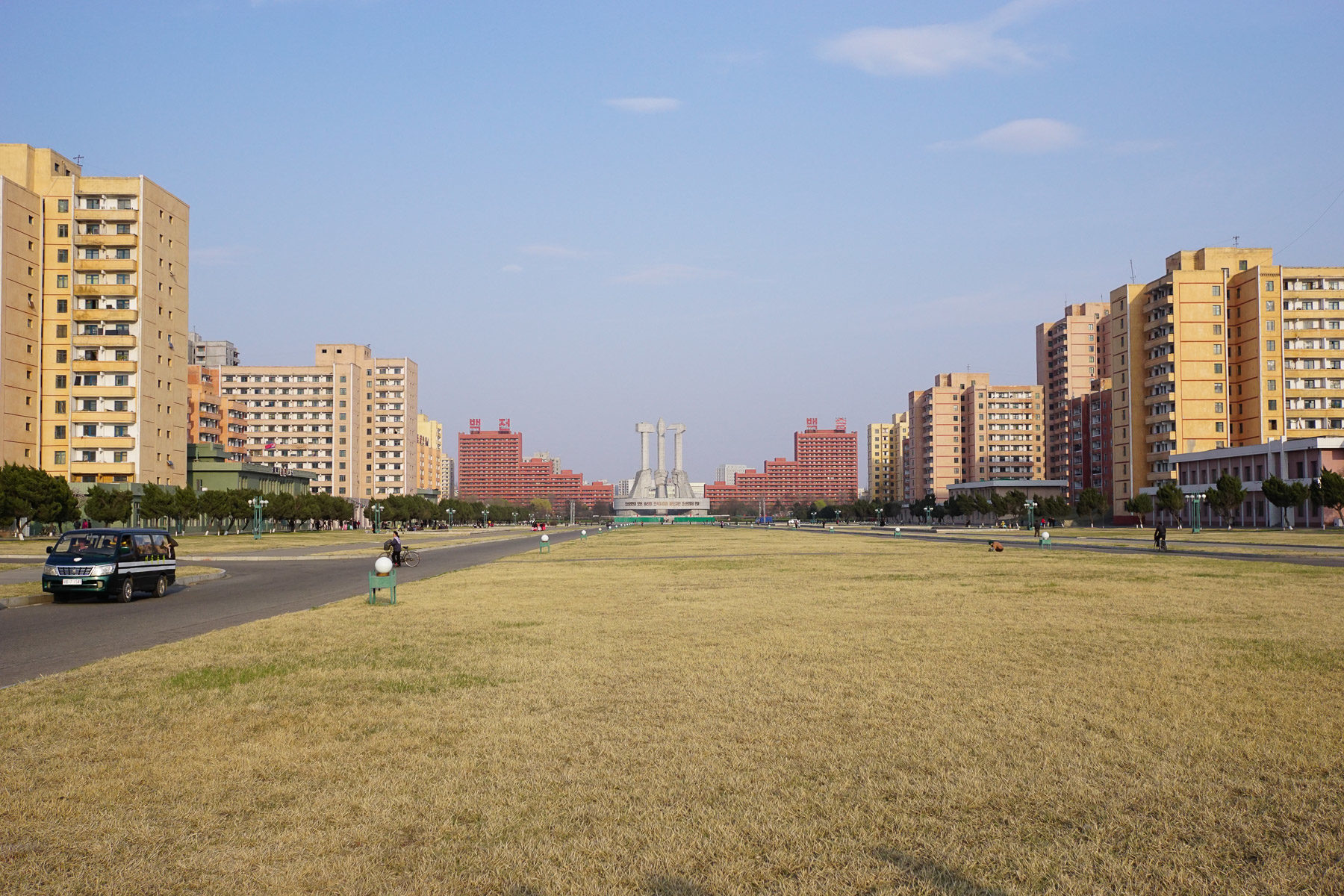 pyongyang-workers-party-monument | Uri Tours