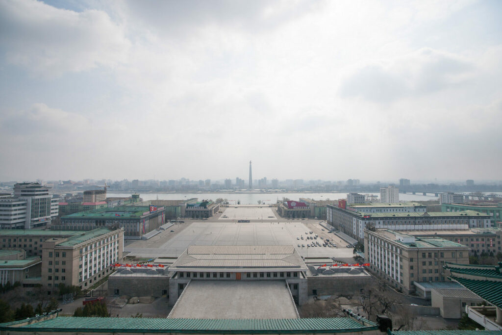 Kim Il Sung Square | Uri Tours