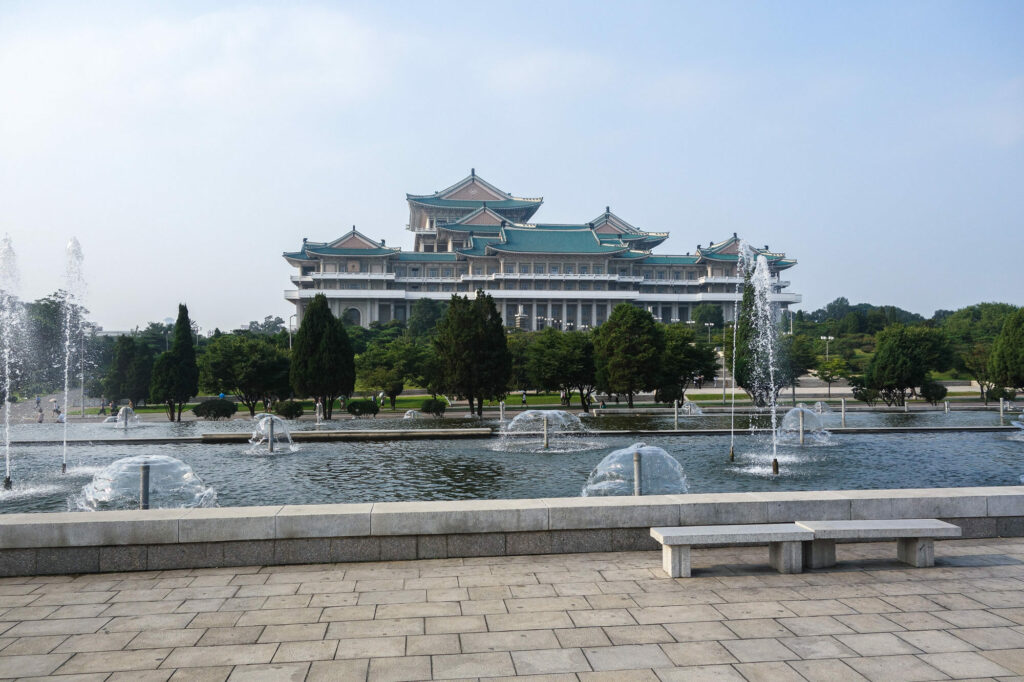 Mansudae Fountain Park | Uri Tours